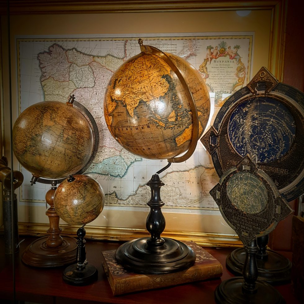 Globoterráquea, Tienda Especializada En Globos Terráqueos Y Mapas ...